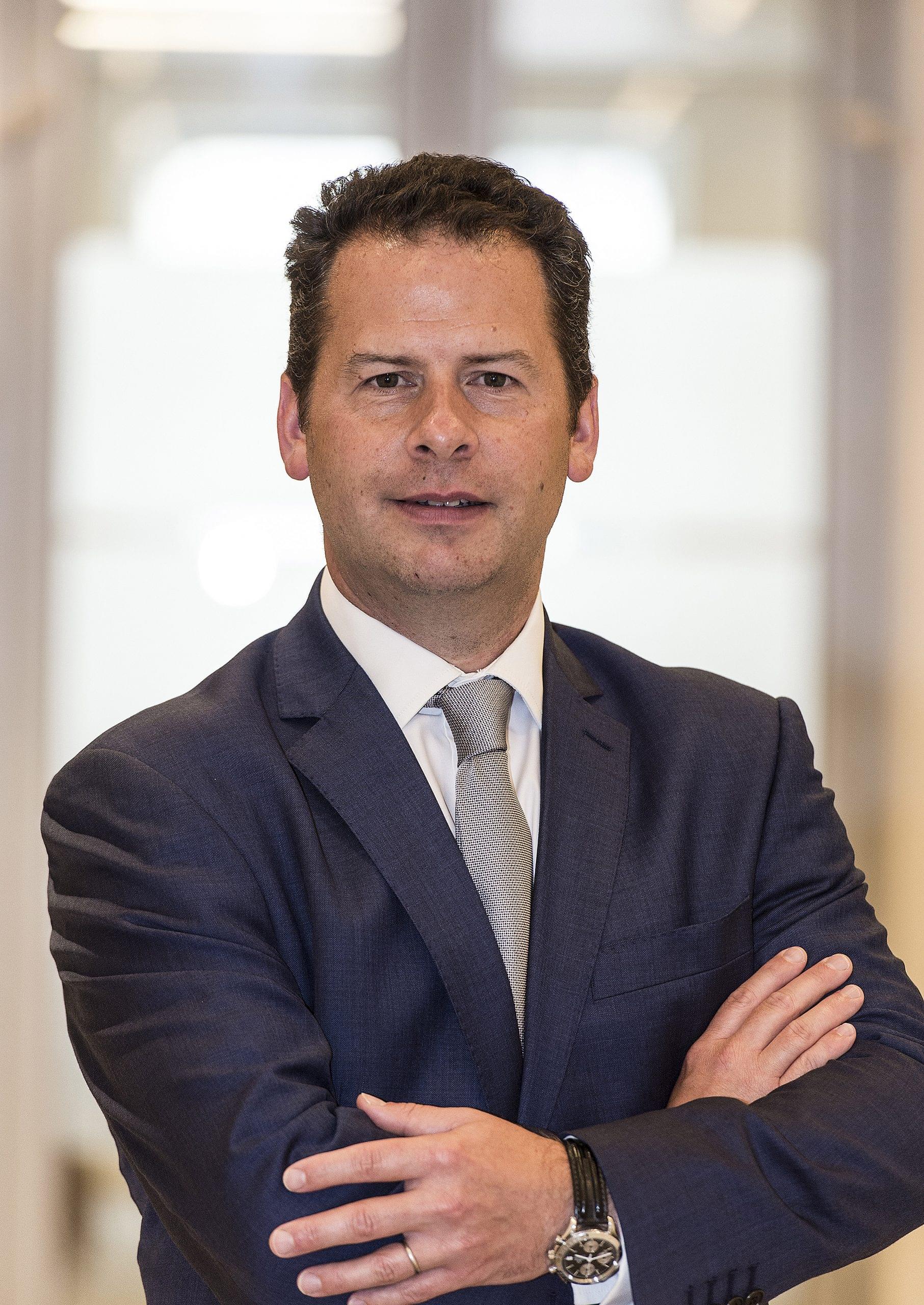 AEW fund's €410m first close - aims at office, logistics and resi ...