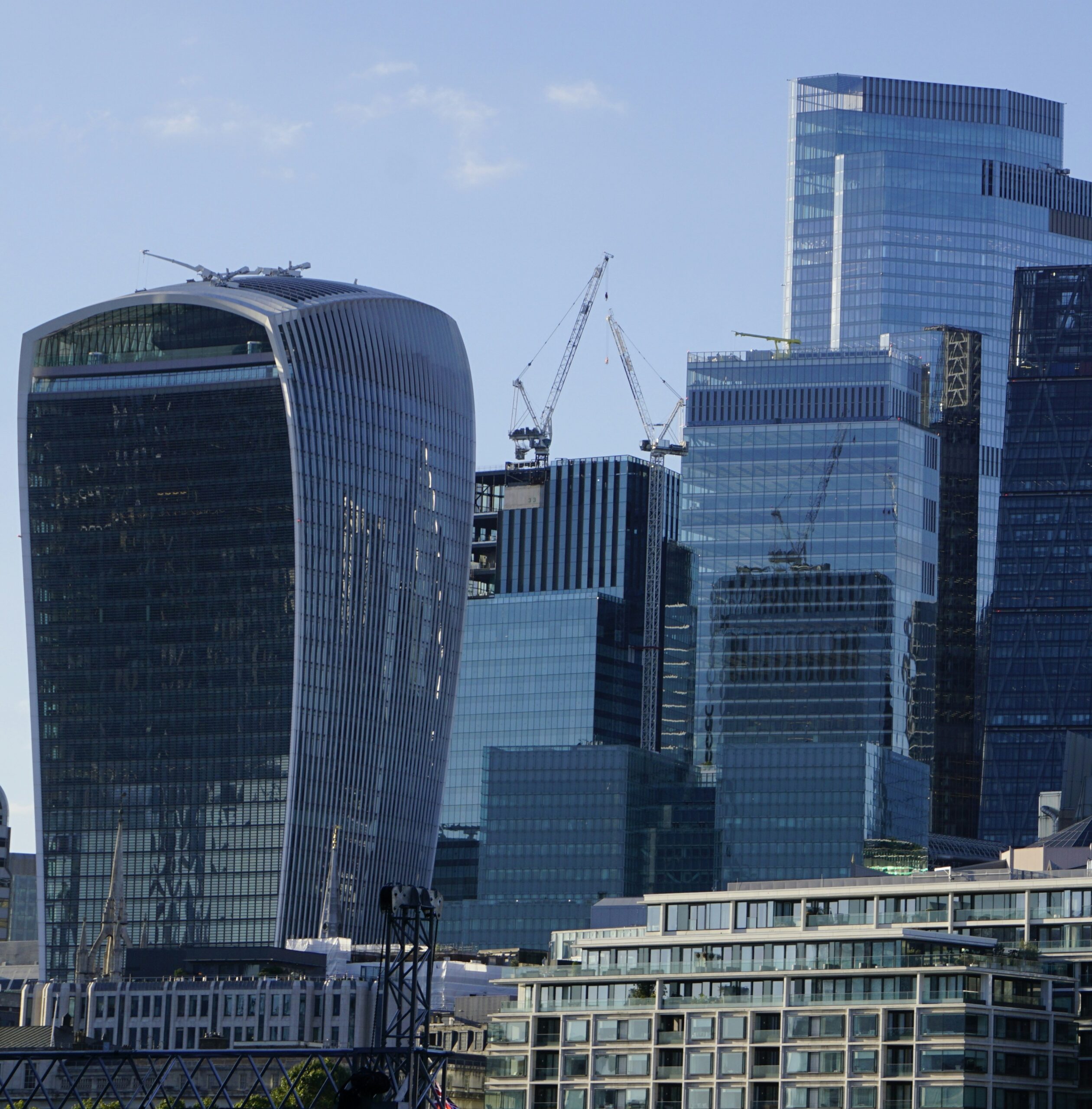 Savills: UK office and industrial investment to exceed £20.7bn in 2025 ...
