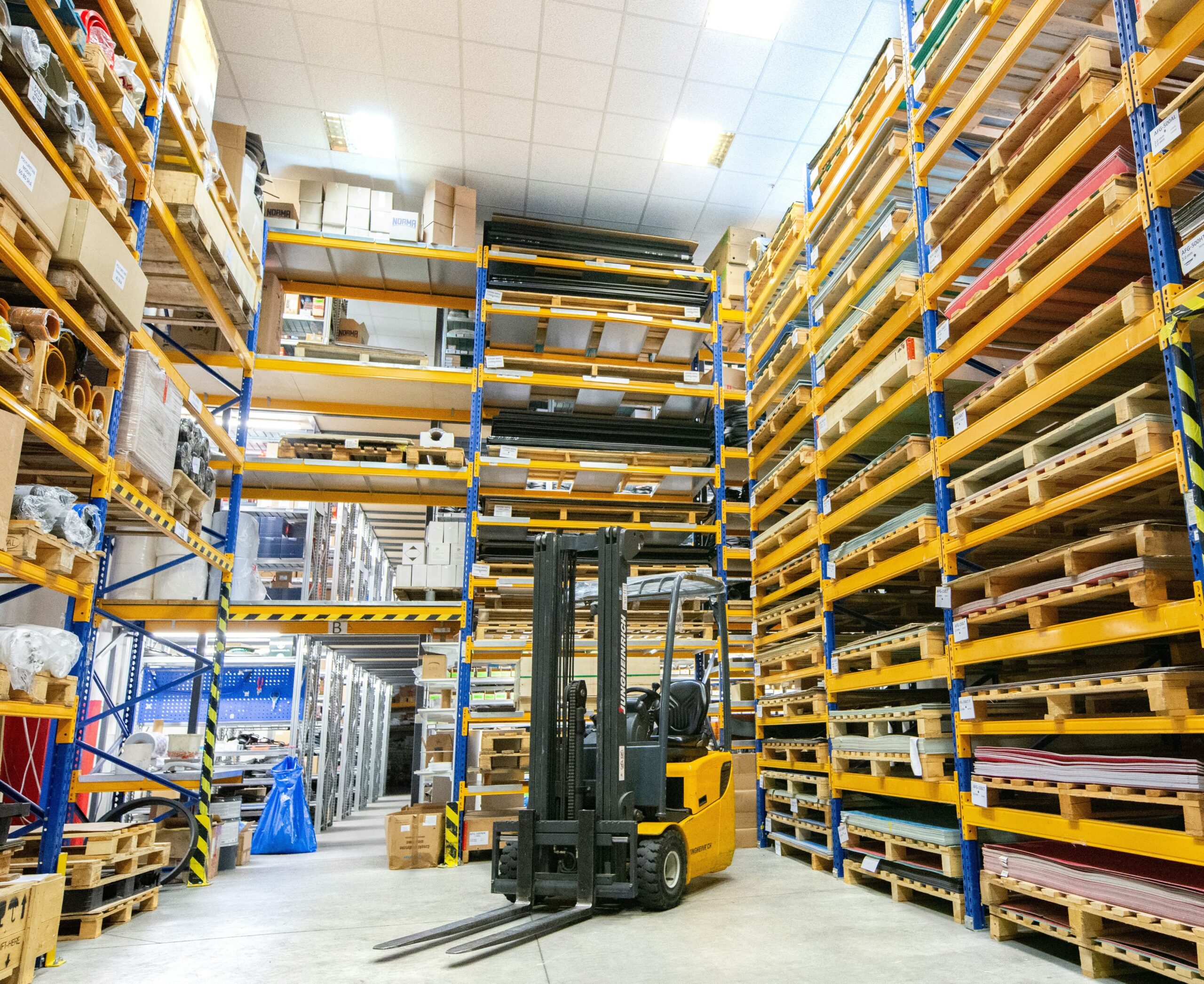 Colliers: German logistics investment falls 19% to €6bn in 2025 - Real ...